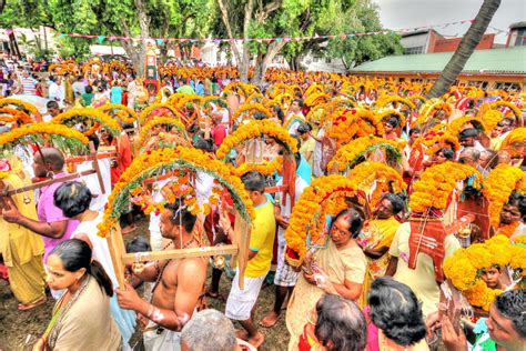 Kavadi ~ Siva Travelogue
