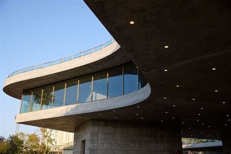 An Exclusive Look Into Lacmas New David Geffen Galleries Architectural Digest