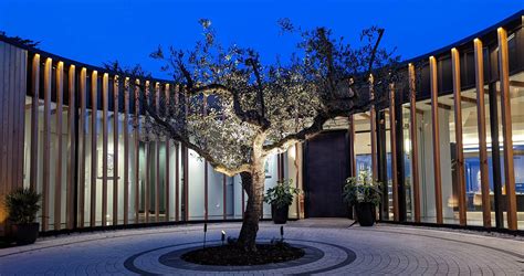 Architectural Facade Lighting