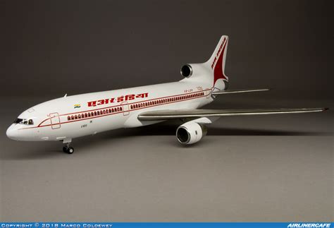 Two Six Models Lockheed L 1011 500 Tristar 24504 Airlinercafe