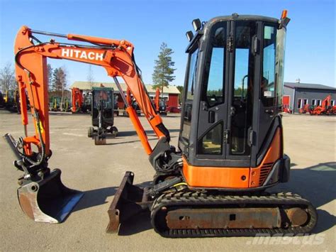 Hitachi Zx27u 2 Kallistajalla Minikaivukoneet Hitachi