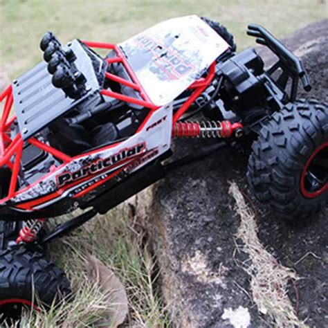 원격 제어 고속 오프로드 4 륜 구동 큰 발 전기 등반 자동차 소년 충전 어린이 장난감 자동차 상업용 전자제품