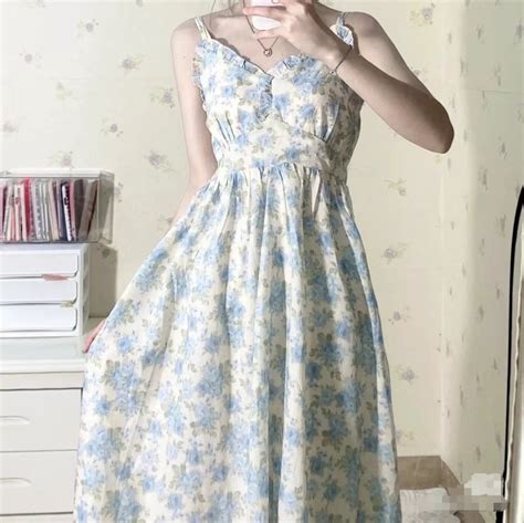 여름 블루 뷔스티에 플라워 브이넥 나시 끈 미디 원피스