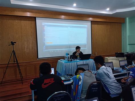 Bootcamp Arduino Microbrain Academy