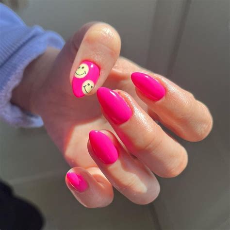 30 Seriously Cute Pink Nail Designs For The Girly Girls Haul Of Fame