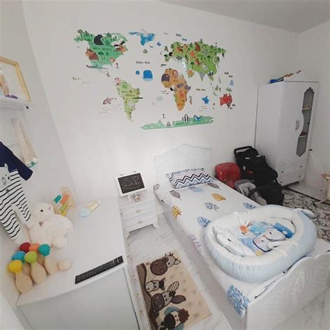 برچسب دیواری نقشه جهان کد 1520 دیوار آب نباتی