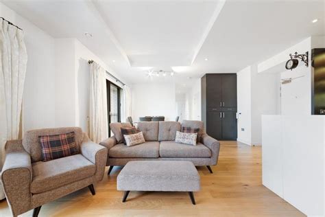 Globe House London City Island 2 Bed Apartment £2 747 Pcm £634 Pw