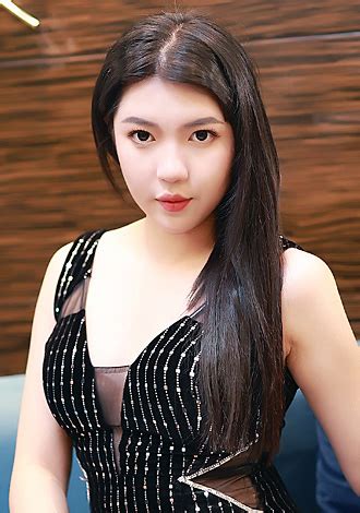 Real Asian Member Yuling From Nanning Yo Hair Color Black