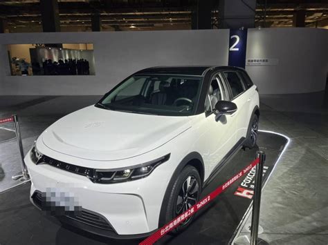 鴻海科技日亮點！黃仁勳與納智捷電動車的第1次接觸他親筆寫下「漂亮而令人讚嘆的ev」 今周刊