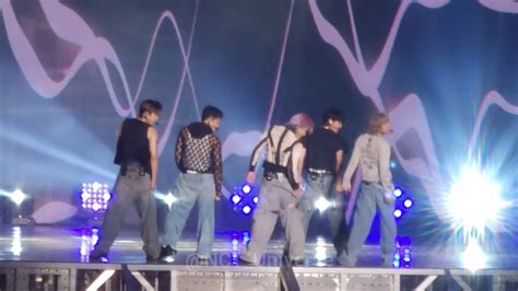 230826 Nct U 배기 진스 Baggy Jeans Nct Nation 엔시티 단체 콘서트 폰카 직캠 Fancam