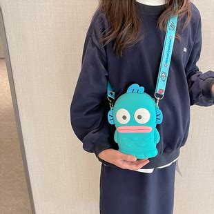 2022新款人鱼汉顿手机包潮女硅胶单肩斜挎包网红时尚儿童小包包 阿里巴巴