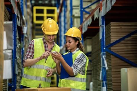 Connected Workers Are Revolutionizing The Industry