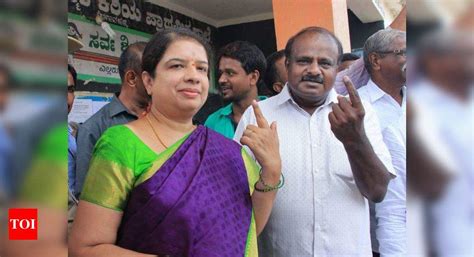 Kumaraswamy Wife Anchor Partner Manager Troubleshooter For Hdks