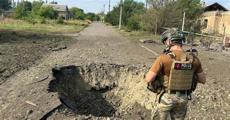 Внаслідок обстрілів Донеччини 12 людей отримали поранення