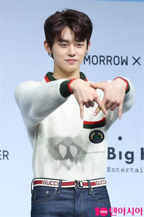 Ten Photo 투모로우바이투게더 연준 여심 녹인다 텐아시아