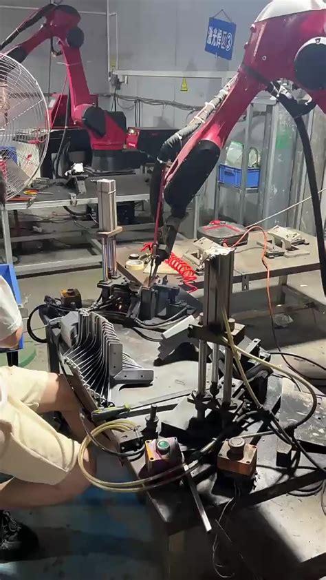 不锈钢钣金加工金属机箱机柜外壳配件激光切割焊接折弯冲压加工 阿里巴巴