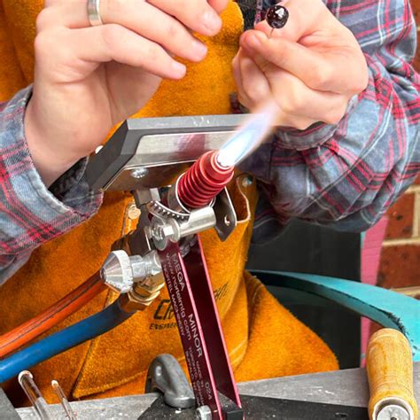 Hot Glass Bead Making Class For Beginners Melbourne Classbento