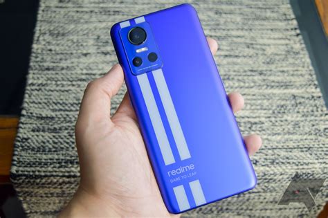 Realme GT Neo 3 review: A phone that earns its racing stripes