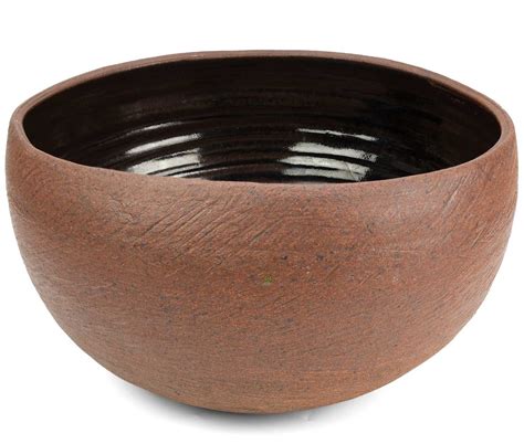 Lot 553 Janet Leach 1918 1997