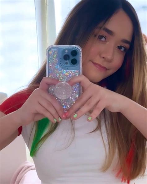 ⭐️code 𝐁𝐄𝐋𝐋𝐀 🍉💓 On Twitter 🫶🏻 ️🍉