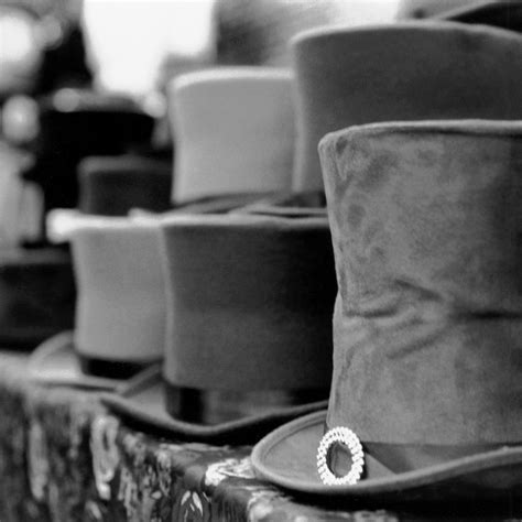 Formality Yana Vincent