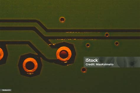 전자 회로 기판 추상적 인 배경 컴퓨터 마더보드를 닫습니다 컴퓨터의 마이크로 요소 지능형 기술 공학에 대한 스톡 사진 및 기타 이미지 Istock