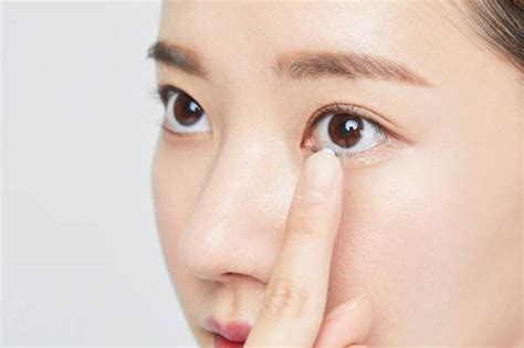 눈에 나타나는 건강 신호 14