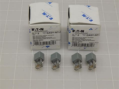 256281 Easy Nt R Lot Of 4 Eaton 256281 Easy Nt R Net Terminating Resistor Connector T69277