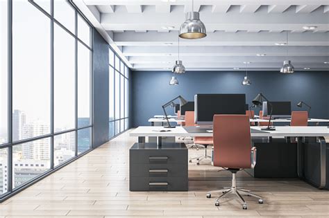 유리 칸막이 창문 가구 및 장비로 깨끗한 목재 및 콘크리트 코워킹 사무실 내부 3d 렌더링 0명에 대한 스톡 사진 및 기타 이미지 Istock