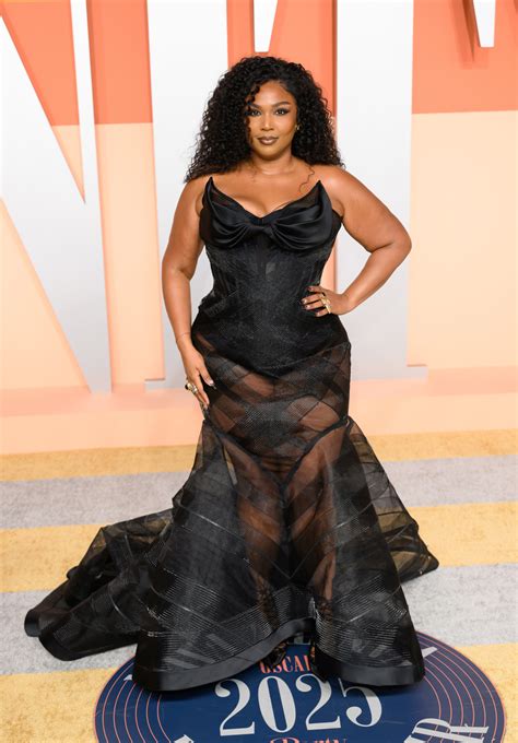 Lizzo On Why She Doesnt Say Weight Loss After Body Transformation