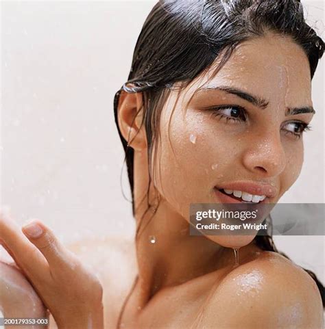6706 Foto Stock Fotografie E Immagini Ad Alta Risoluzione Su Ragazza