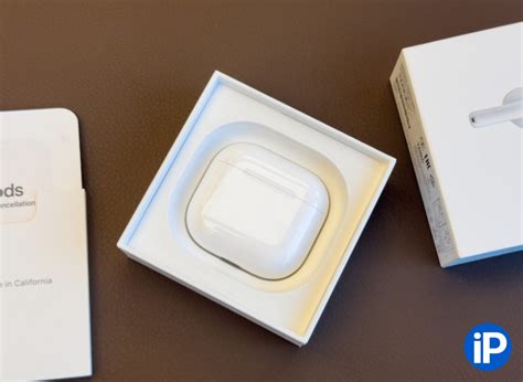 Обзор новейших Airpods 4 с шумодавом и без кабеля Есть ли смысл их покупать когда есть Pro