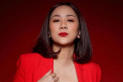 Selebgram Seksi Indonesia Nomor Putuskan Hijrah Dan Tutup Aurat Okezone Celebrity