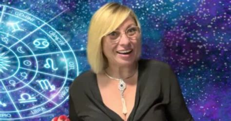 Хороскоп за април 2024 г от Анджела Пърл През април Овните ще бъдат в светлината на