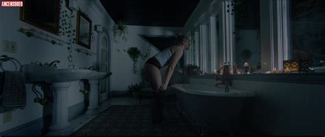 Olivia Larsen Nude Pics Page