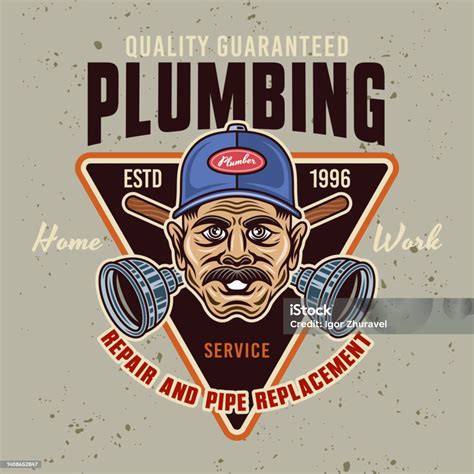 배관 서비스 및 파이프 교체 벡터 빈티지 엠블럼 라벨 배지 또는 캡 모자에 배관공 남자 머리와 로고 밝은 배경에 다채로운 만화