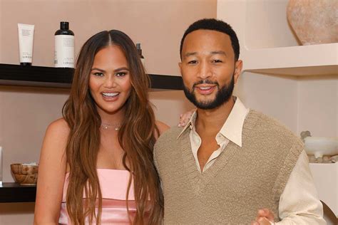 John Legend Shares Pics Of Chrissy Teigen And Luna With Dogs