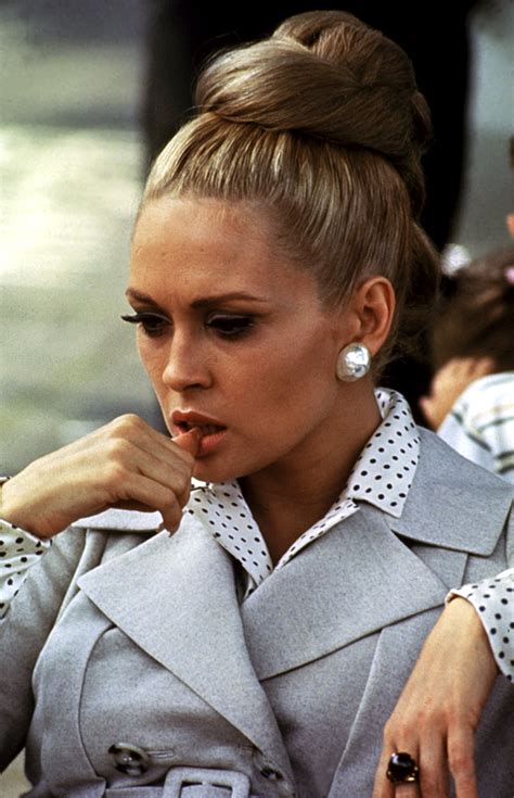 Fej Danavej Nekada I Sad Žena Rs