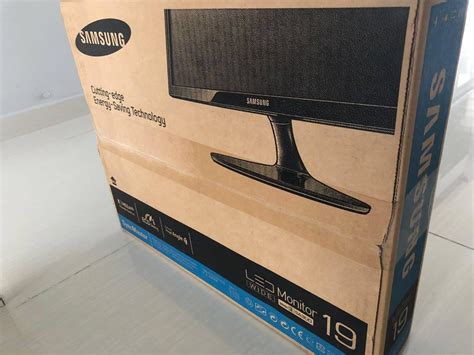 Samsung LED 19 Inch SyncMaster SA300 Monitor Computers Tech Parts Accessories Monitor