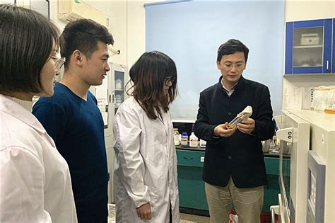 我校科研团队揭示马铃薯疮痂病发病新机制
