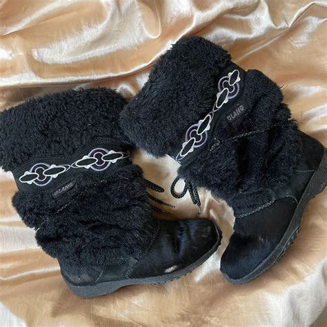 Olang Snow Boots Depop