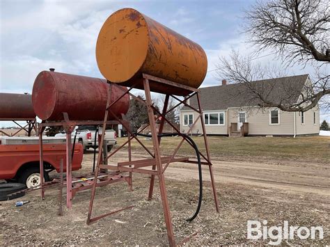 300 Gal Fuel Tank And Stand Agriculture Bigiron