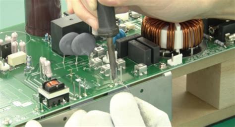 Ems事業 電子機器の回路設計～基板実装 筐体組立 調整のワンストップ対応のフェイス