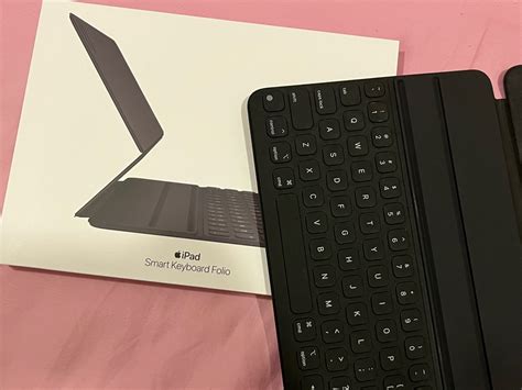 Ipad Pro Inch Ipad Air Th Th Gen Smart Keyboard Folio Mobile Phones Gadgets Mobile