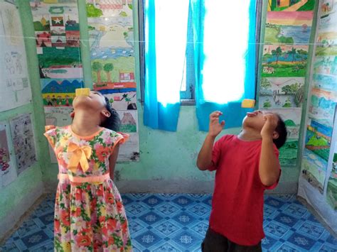 ရမ်းဗြဲမြို့နယ် ပြန်ကြားရေးနှင့် ပြည်သူ့ဆက်ဆံရေး ဦးစီးဌာန၊ ကလေးစာဖတ်ခန်းအတွင်း မုန့်စားပြိုင်ပ