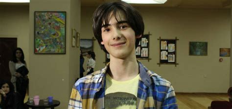 „ცხოვრება ხელოვნებით უფრო საინტერესო და ლამაზია…“ Kvira Ge