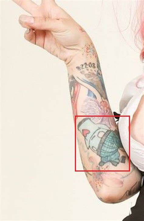 Sydnee Vicious Tattoos Their Meanings Body Art Guru