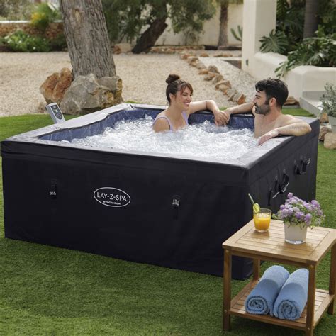 Lay Z Spa Stockholm Thermacore Ultrafit Airjet 6 Person Smart Portable