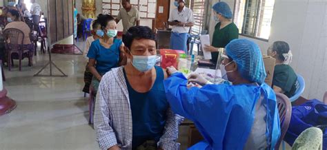 ရွှေပြည်သာမြို့နယ်တွင် အသက် ၅၅ နှစ်အထက် ပြည်သူများ၊ နိုင်ငံ့ဝန်ထမ်းမ