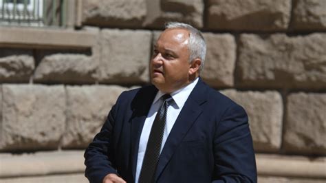 Иван Демерджиев Приемането на 6000 мигранти в България е реална цифра Новини бг